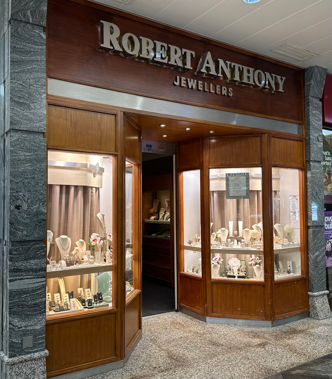 Robert Anthony Jewellers, Edinburgh